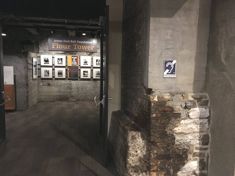 Place-Museums Using Assistive Listening Systems - Center for Hearing Access